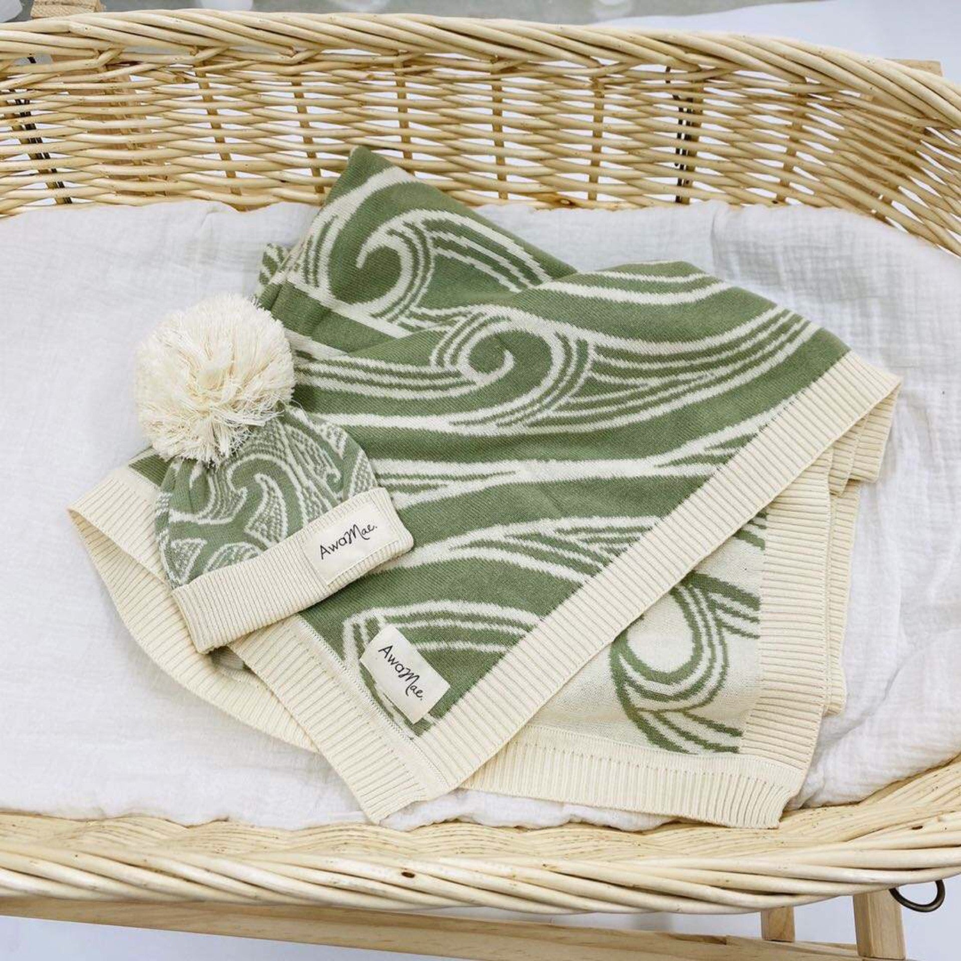 Te aroha o te mātua - The love of a parent – AwaMae